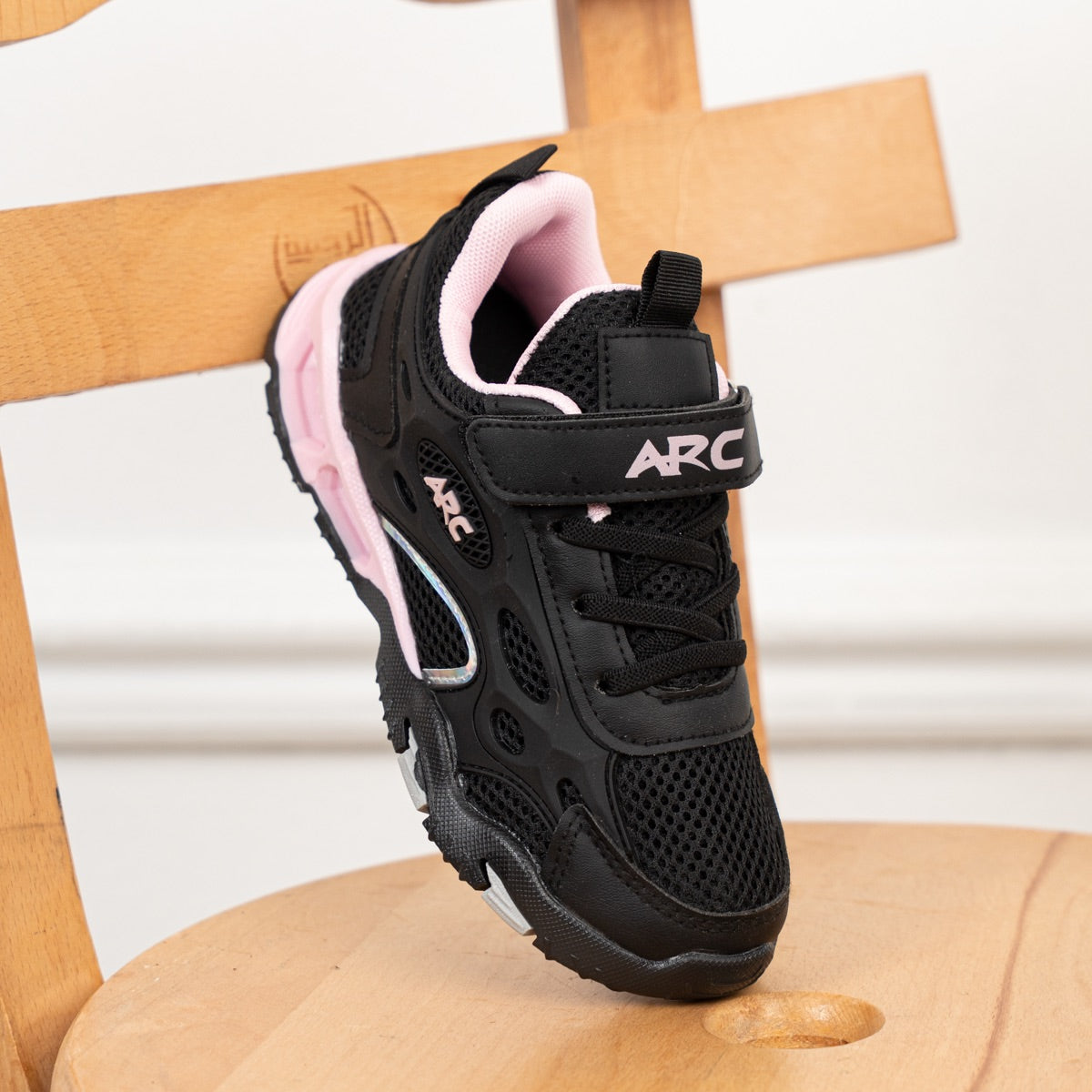 Anti-Slip ARC Shoes – ArcShoes